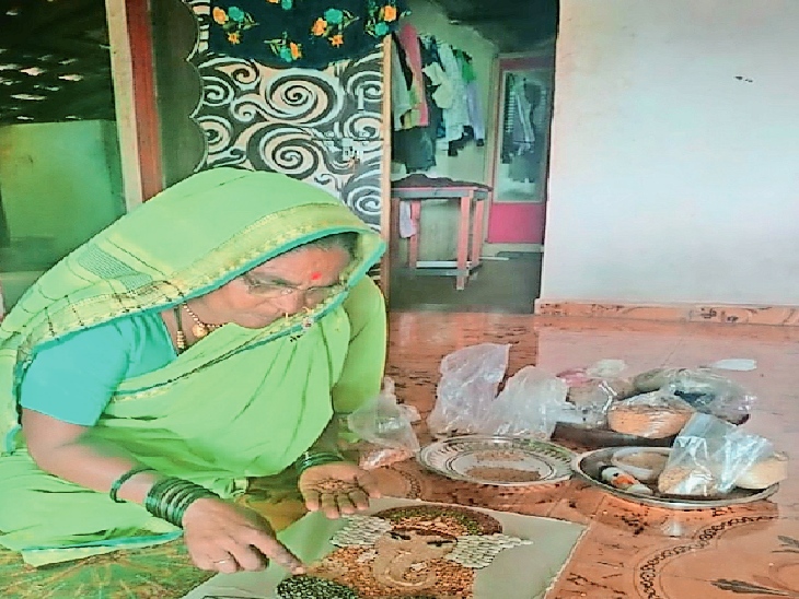 Padmashri Rahibai created Bappa from Gavran Biyan; Including wal, rice ...