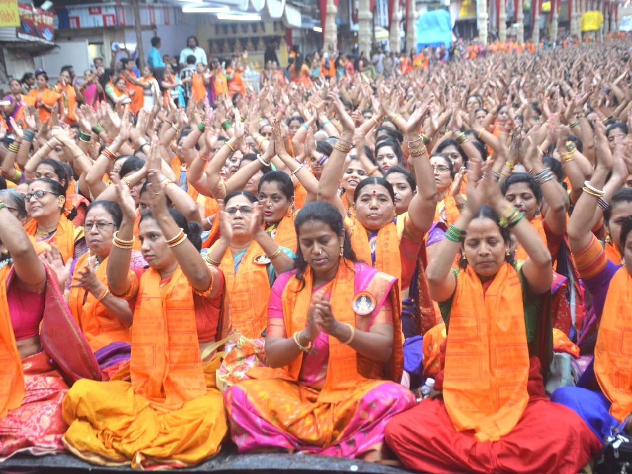 Atharvashirsha Pathan Of 31 Thousand Women Front Of Shrimant Dagdusheth ...