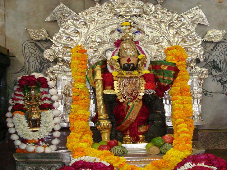First time paid e-pass for darshan at Ambabai temple in Kolhapur | पेड ...
