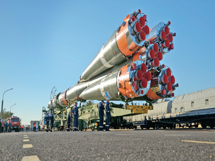 Russia-US space juggernaut | | रशियन यान सुएझ 21 ला झेपावणार: रशिया ...