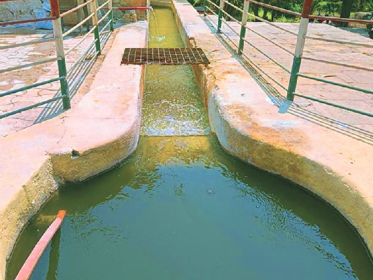 Ambadla Water Treatment Plant; A new pipeline will be installed in ...