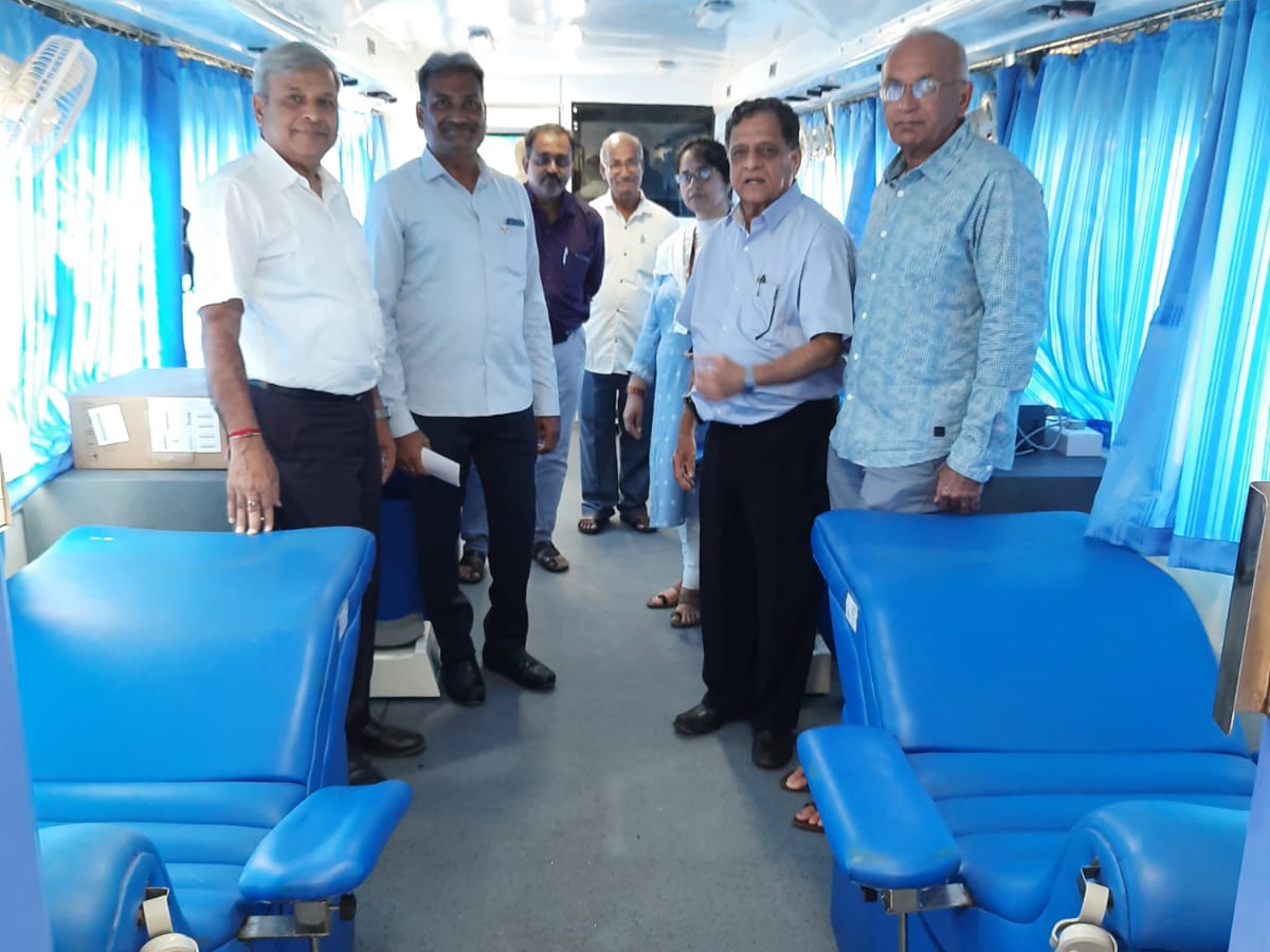 Indian Red Cross Society | 80 lakh mobile bus for blood collection at ...