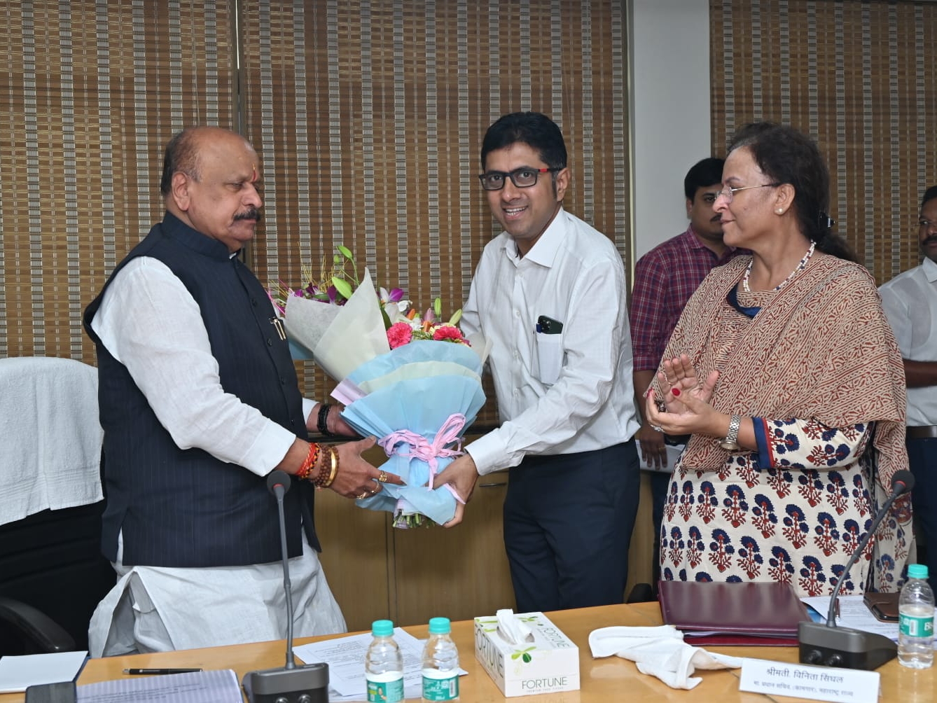 Plan for timely completion of Kamgar Bhavan construction Labor Minister ...