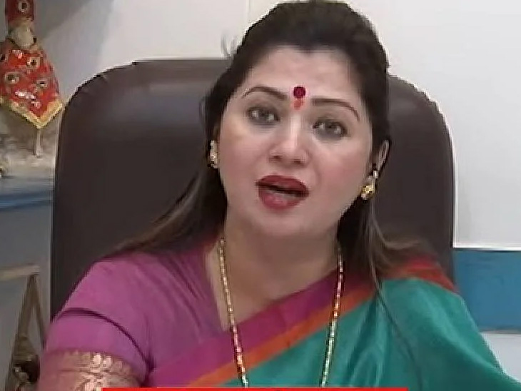 Deepali Syed Shinde of Shiv Sena on the way to join the group? | चर्चा ...