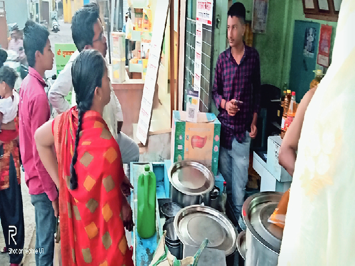 Rampant sale of crude oil in the city despite the ban; Health risks due ...