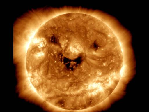 The sun is smiling this week | Amazing photo of sun taken by NASA ...