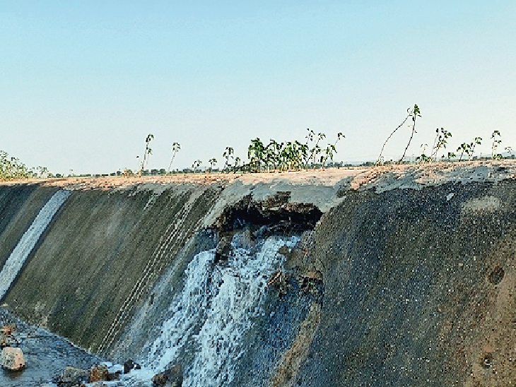 The dam of the lake in Chatgaon has burst again