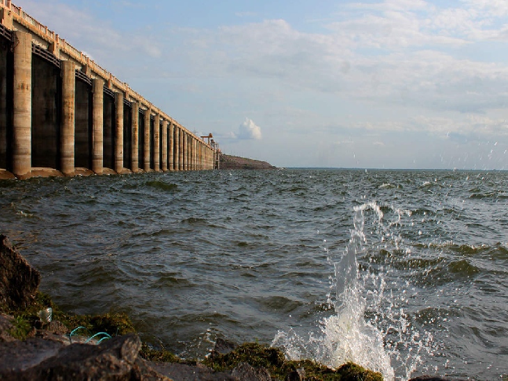The work of Jackwell of water scheme is going on in Jayakwadi| marathi news