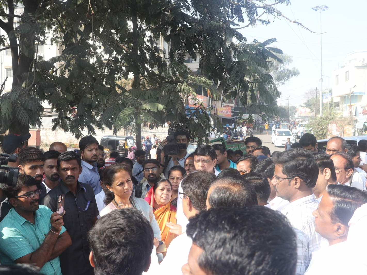 Supriya Sule Demands; Navale Bridge Area Accident Free | Shinde Fadnvis ...