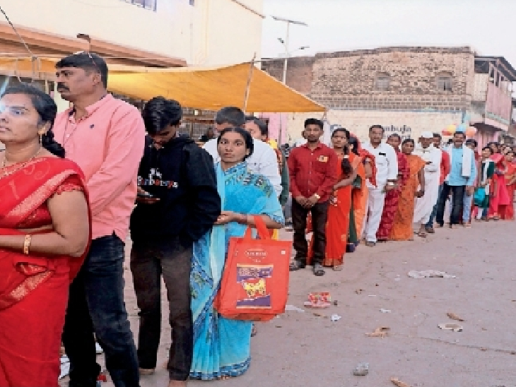 20 thousand devotees took darshan of Mangalamurthy during Navagan ...