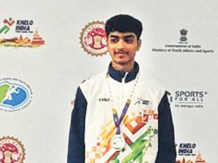 Tejas Patil won Maharashtra's first medal in fencing debut | खेलाे ...