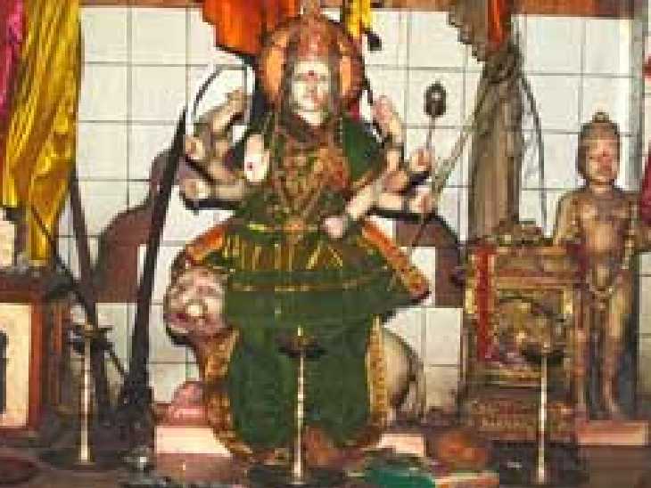 Thousands of devotees from Chalisgaon taluka leave for darshan of Pohra ...