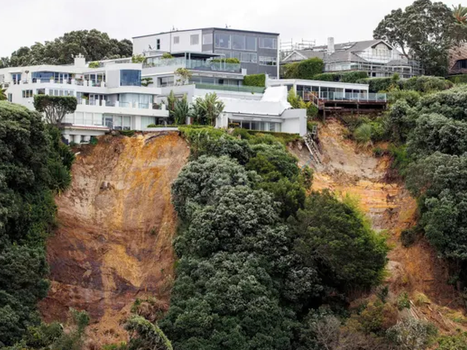 New Zealand Cyclone Gabrielle Alert; cyclone gabriel warning, new ...