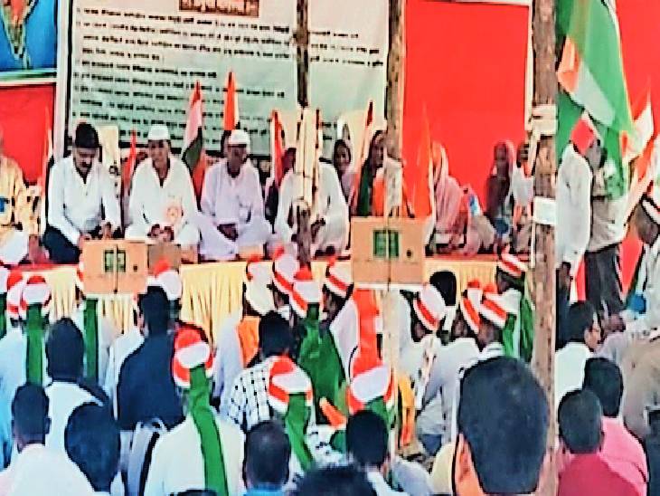 Remembering the contribution of freedom fighters at Shendurjanaghat ...