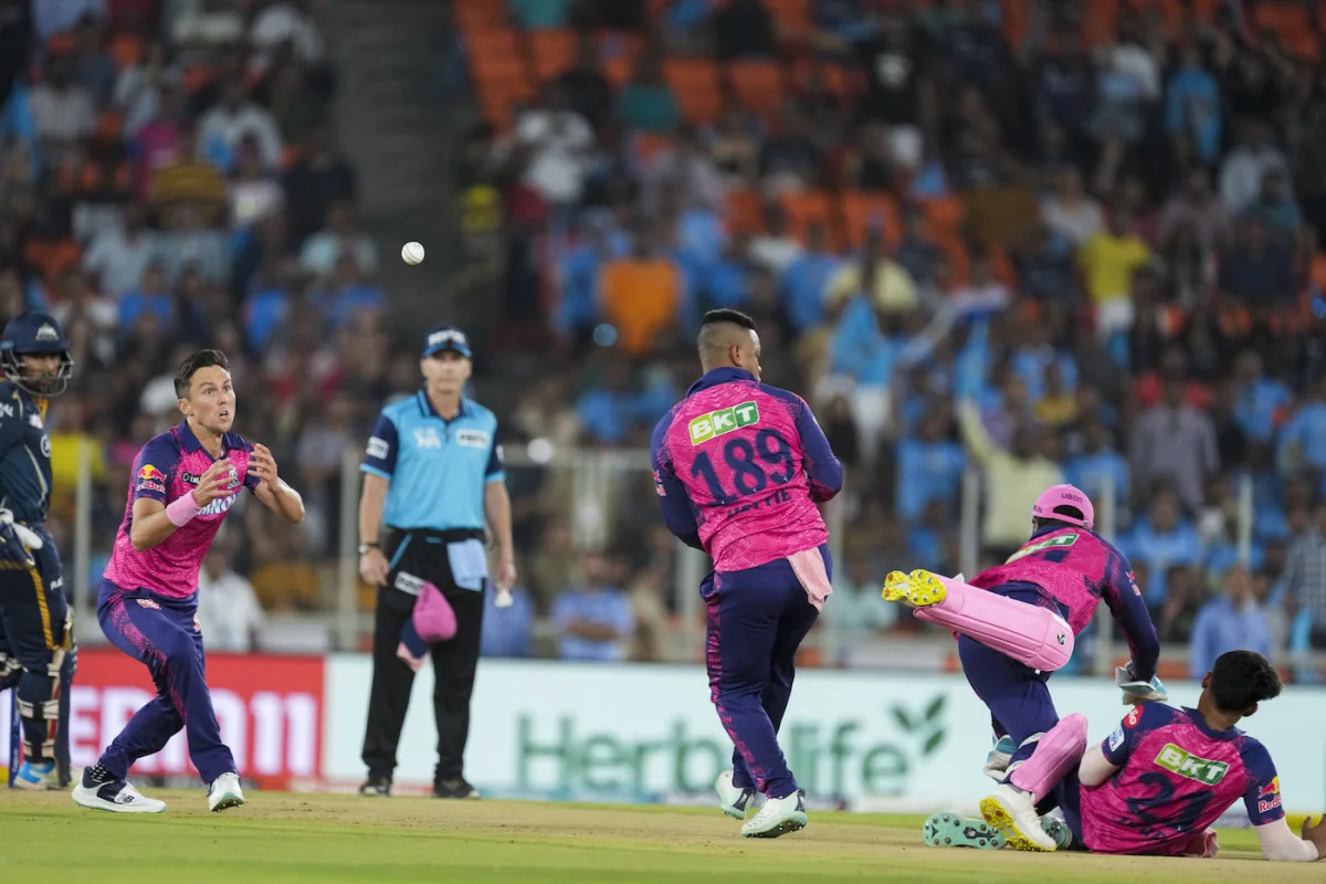 IPL 2023 RR Vs GT Moments Jos Butler Samson Hetmyer | RR-GT सामन्याचे ...