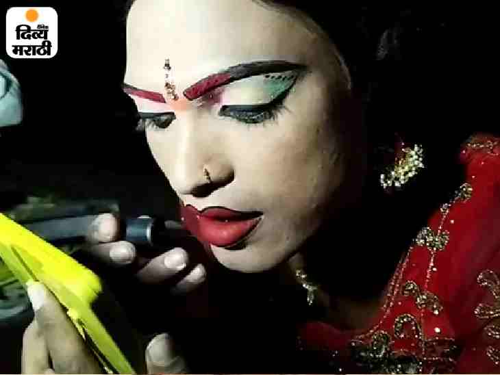 Bihar Bhojpur Launda Naach Dancers Real Story; Gajraj Ganj Bazar ...