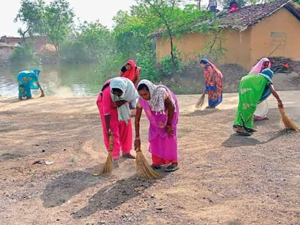 Pune divisional level award announced under Sant Gadgebaba Gram ...