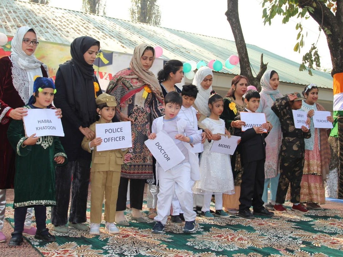 'Indrani Balan Foundation' to adopt more schools in Kashmir - Puneet ...