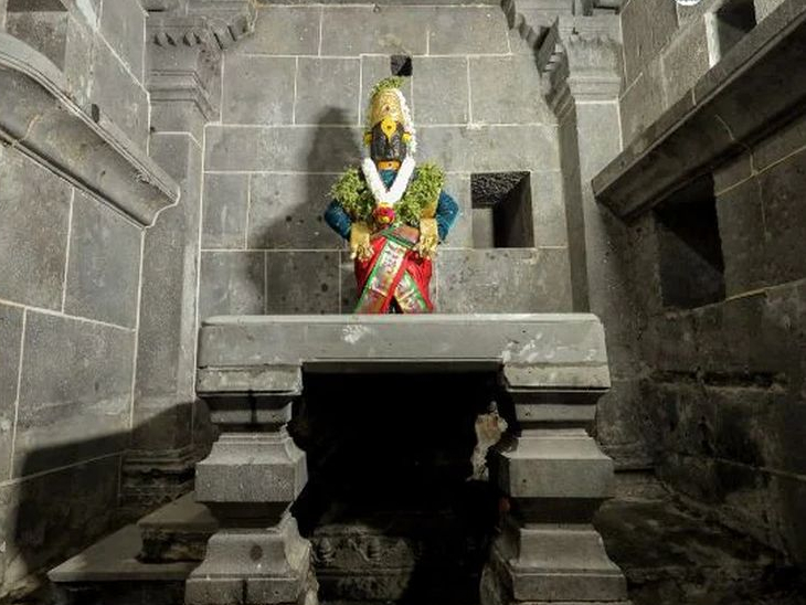 700 years ago, this was the gabhara of Shree Vitthal temple | 700 ...