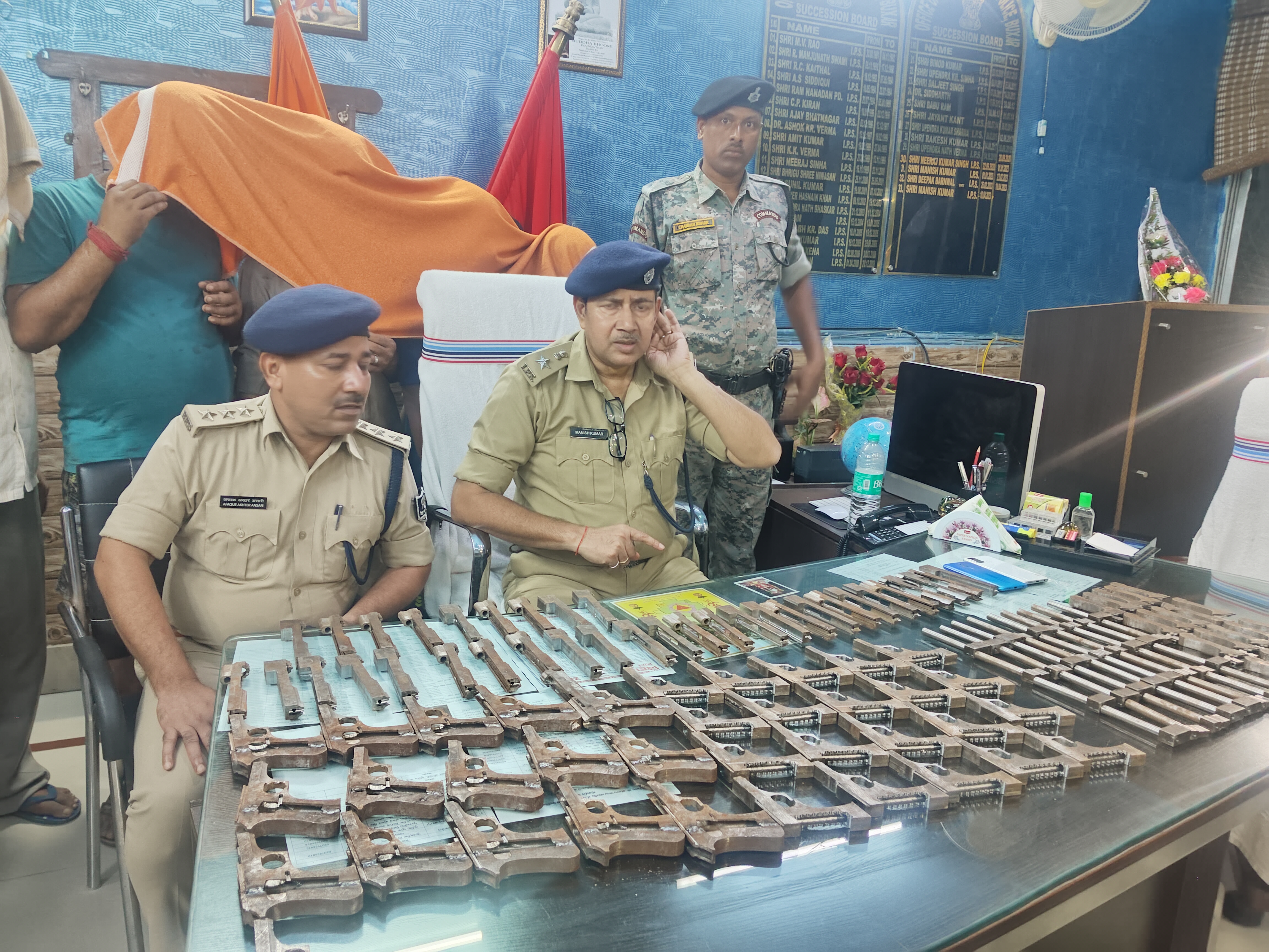 A mini gun factory in a retired teacher's house buxar bihar