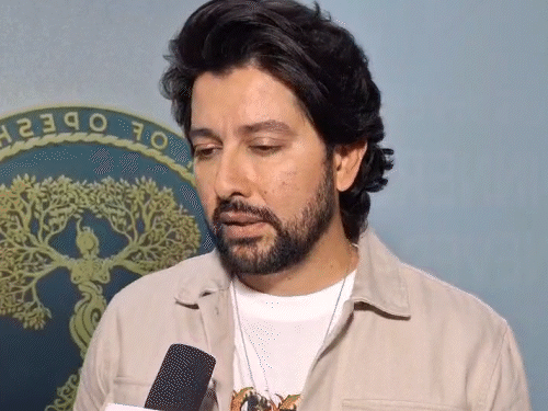 Aftab Shivdasani Bollywood Journey; Mr India | 'मिस्टर इंडिया'साठी 250 ...