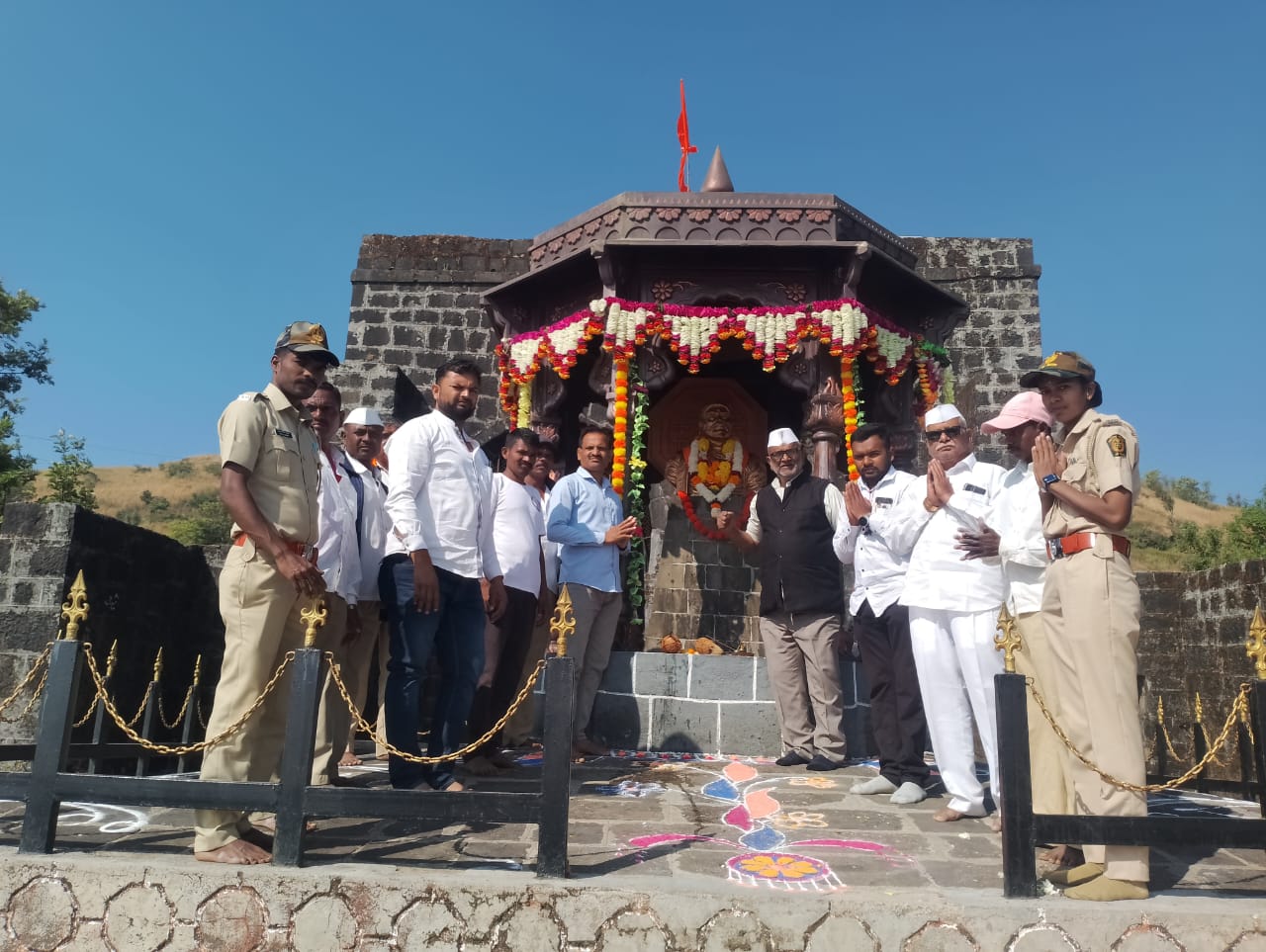Shiva padasparsh day by anointing the statue of Shiva Raya at ...
