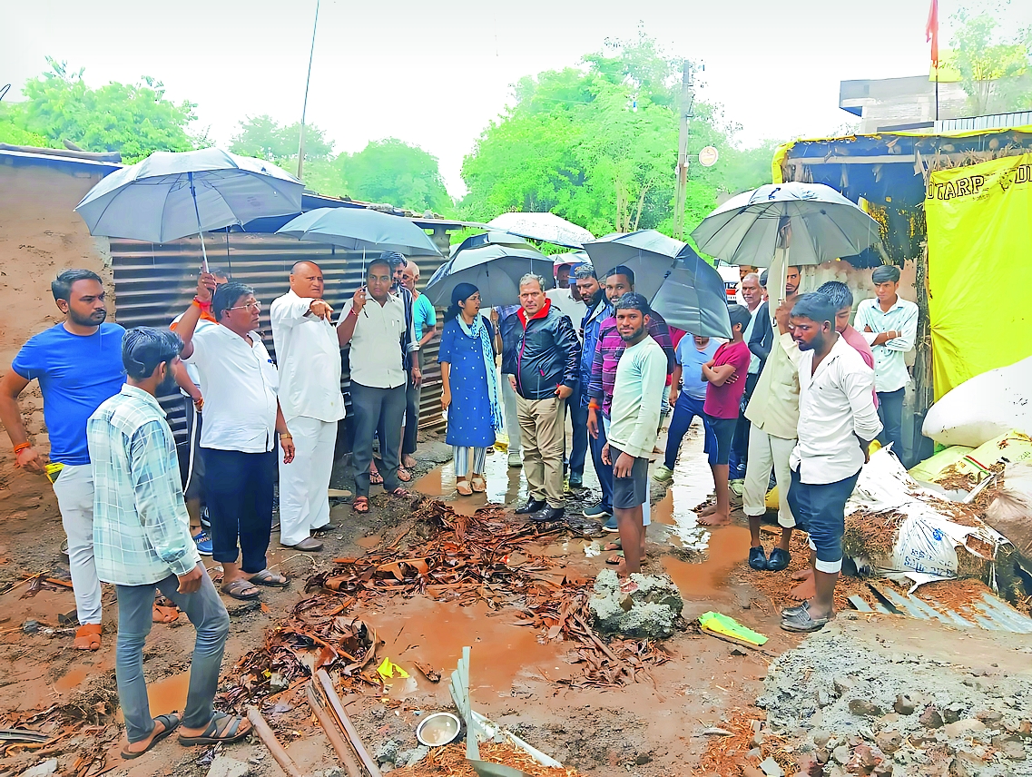 Heavy rains in five out of nine mandals in Rawera, Nagziri floods ...