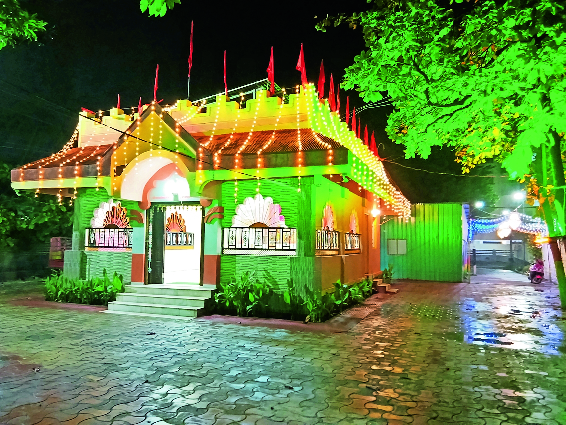 Shri Kalika Mata, Shri Mandhar Devi Temple in Shrirampur run on solar ...