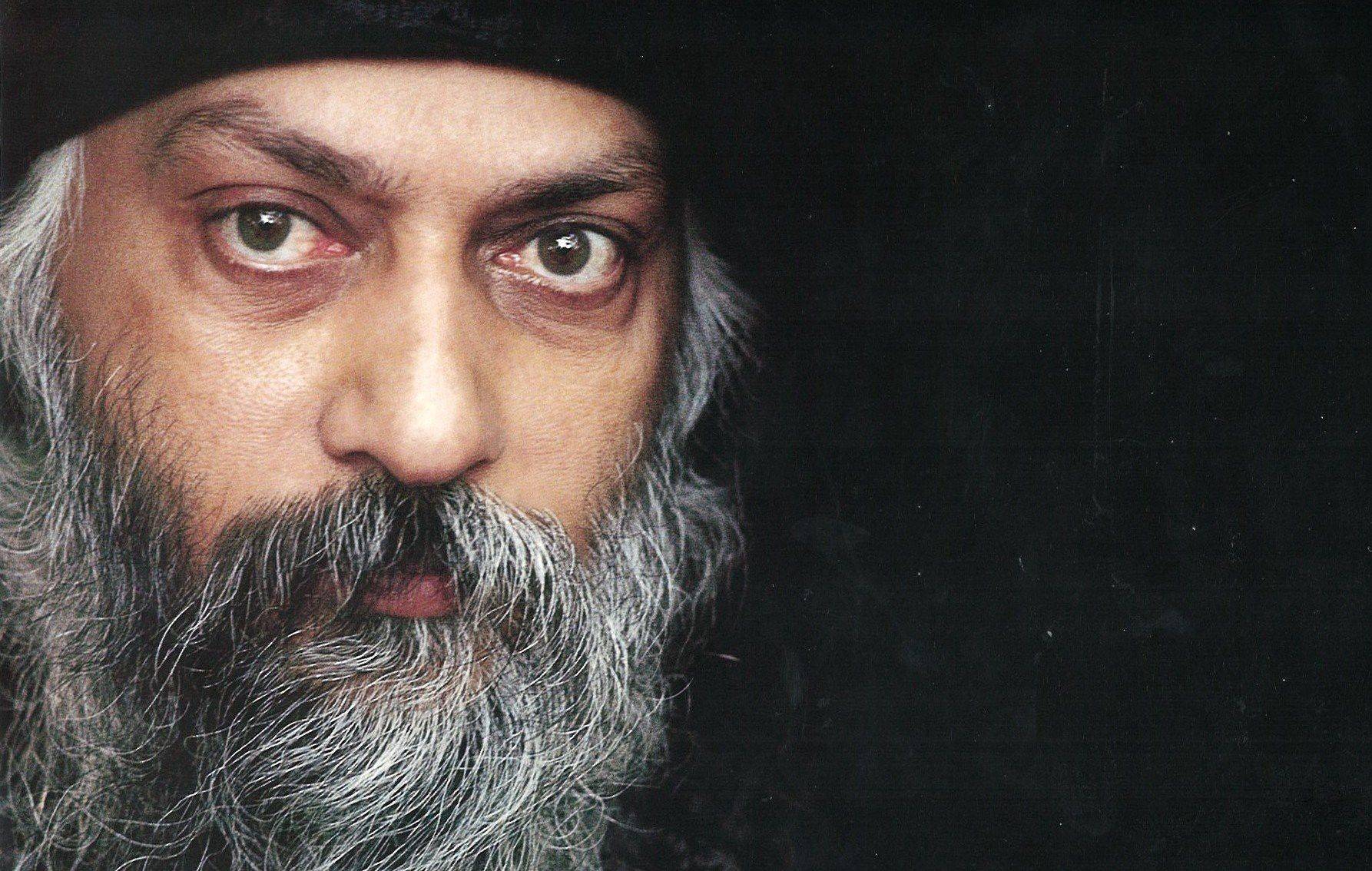 Osho Rajneesh Biography: Life & Philosophy | Dhurundhar