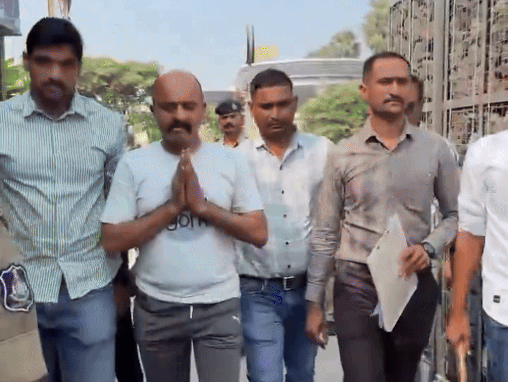 Surat Ranjeet Kasle Arrested Mobile Robbery Extortion CCTV Viral Video Pushpa Style