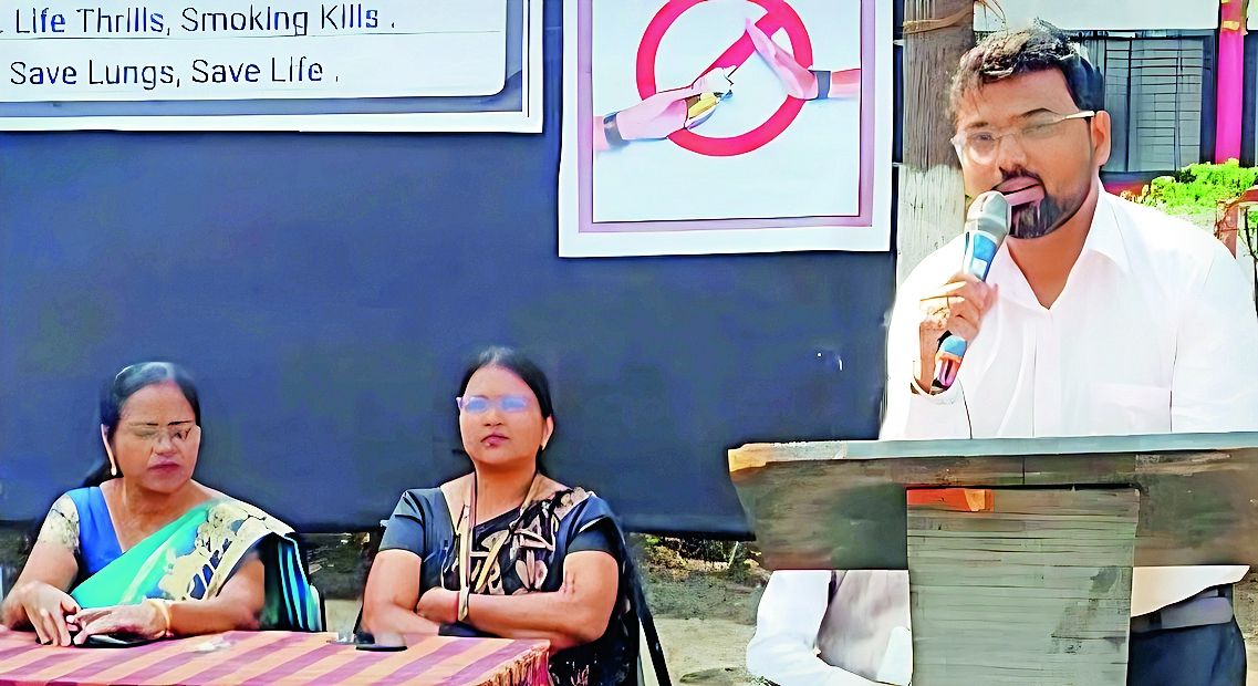 Smoking increases the risk of oral cancer and heart disease, always ...
