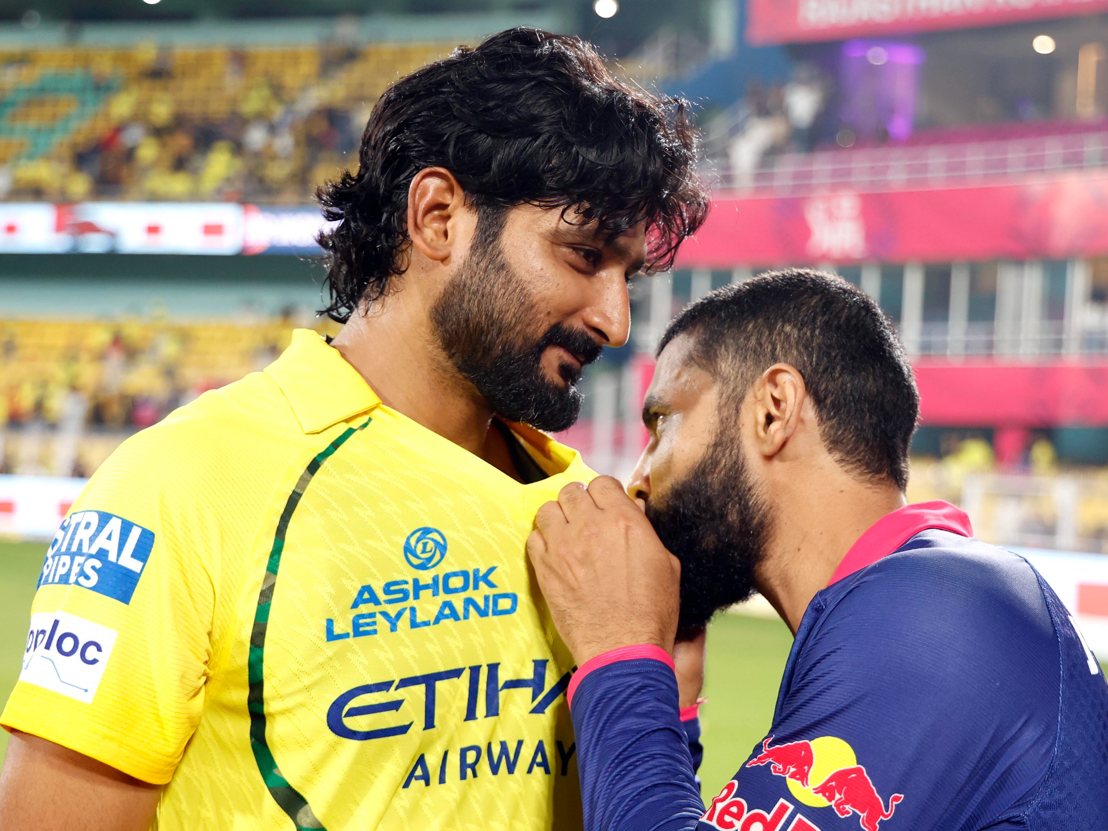 Ravindra Jadeja CSK Logo Kiss After Rajasthan Royals Win