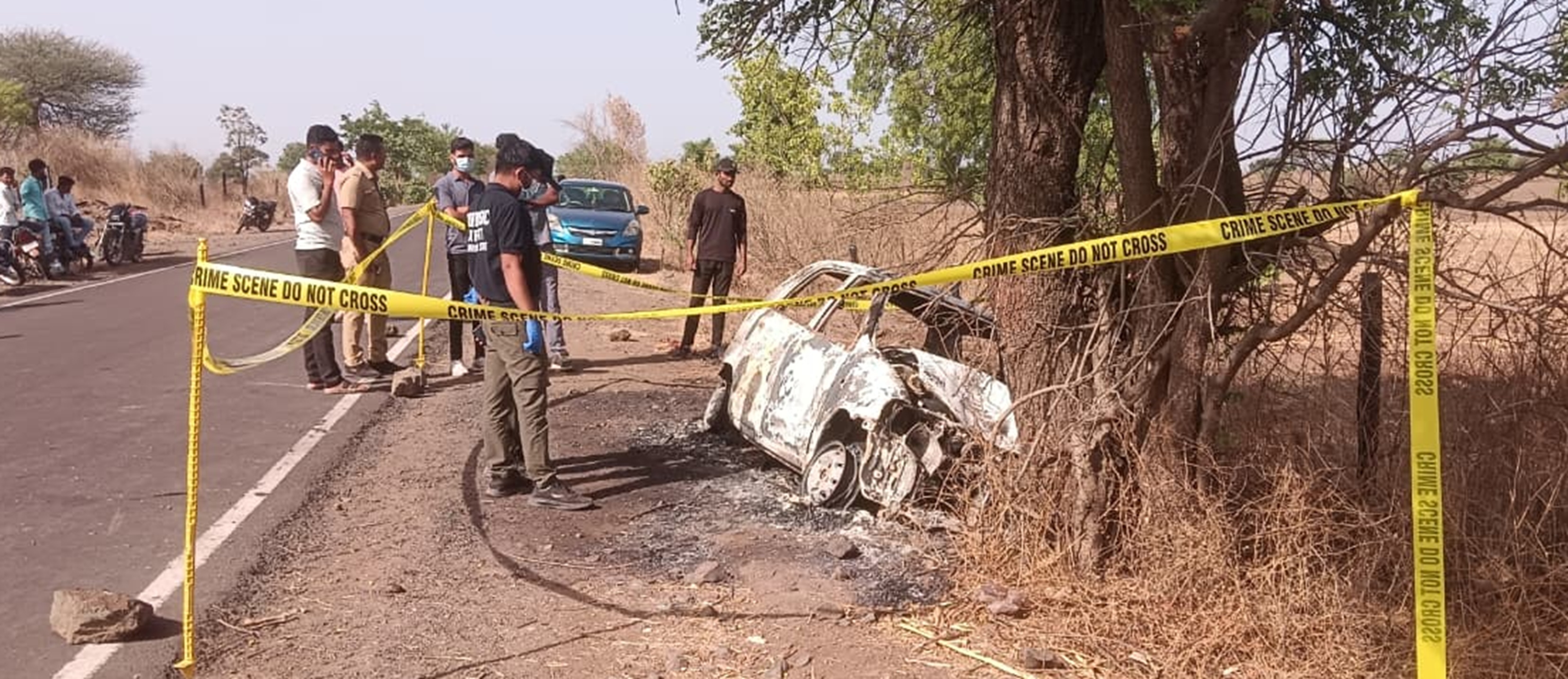 Car catches fire after hitting a tree; driver inside dies of burns