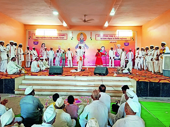 When one is absorbed in the devotion of Pandurang, the bonds of caste ...