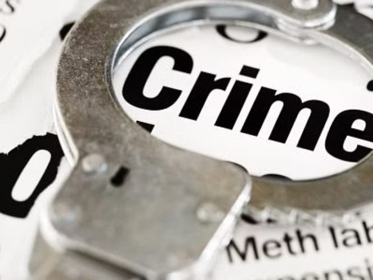 Youth attacked with knife, killed by throwing chilli powder in his eyes