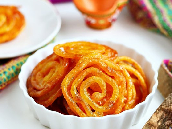 Try delicious and Yummy Kesar Jalebi for Dushera | આ દશેરાએ ફાફડા સાથે ...