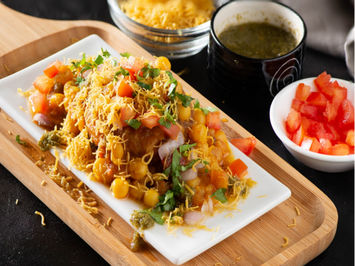 Try yummy Indian Street Food Recipe of Ragda Patties in Christmas ...