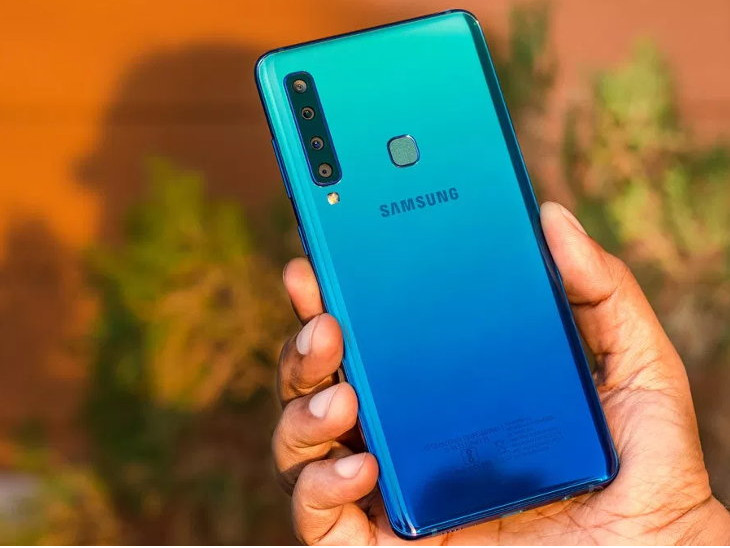 The price of a smartphone with four cameras reduced by Samsung by Rs ...