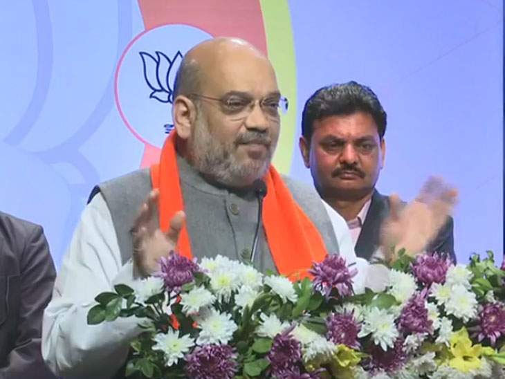 amit shah launches MeraParivarBhajapaParivar campaign from Ahmedabad