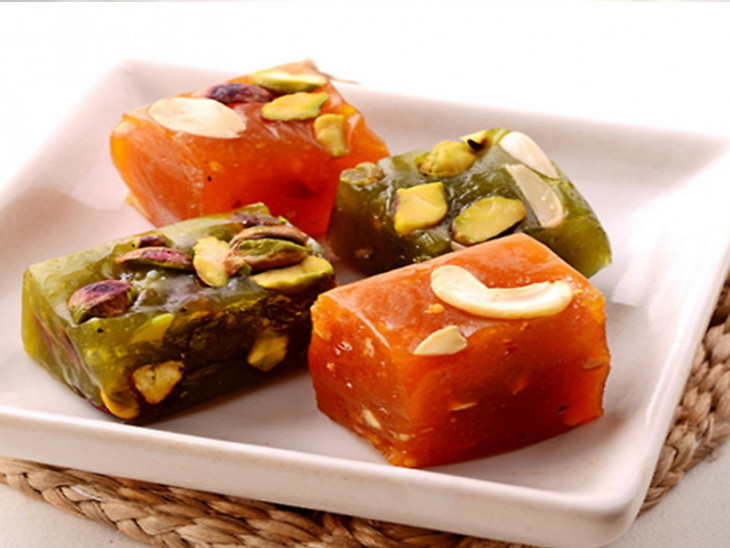 recipe-bombay halwa | રેસિપી: 15 મિનિટમાં ઘરે બનાવો સ્વાદિષ્ટ બોમ્બે ...