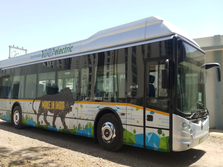 ELECTRIC city bus start on brts root in rajkot | આજથી રાજકોટના ...