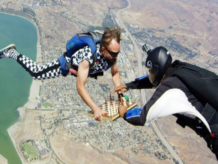 Grandmaster Timur Gareyev flies high during Chess Life cover and video ...