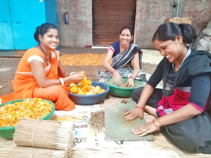 HelpUsGreen: HelpUsGreen On Recycling Temple Waste Flowers; Environment ...