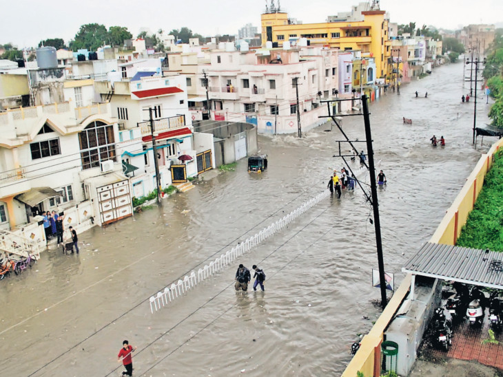The rain washed away 30 percent of Rajkot's pollution | વરસાદે ...