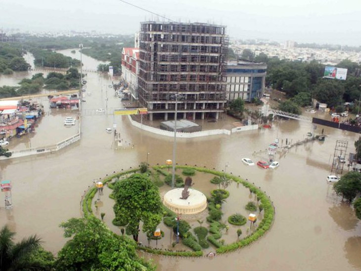 8 inches rain fall in vansda-vaghai, forecasts 99 percent may rainfall ...