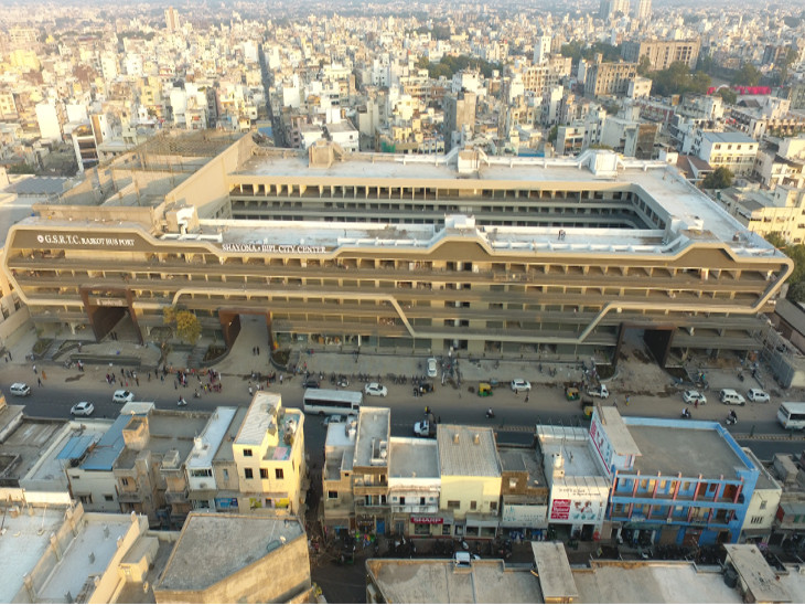 156 core cost new rajkot bus port and tomorrow open by CM | એરપોર્ટ ...