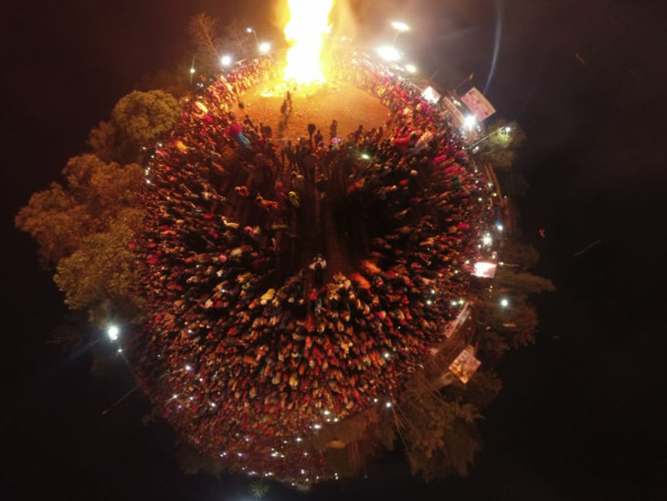 In Maharashtra, guests from abroad come to see Kathi Holi, the palace ...