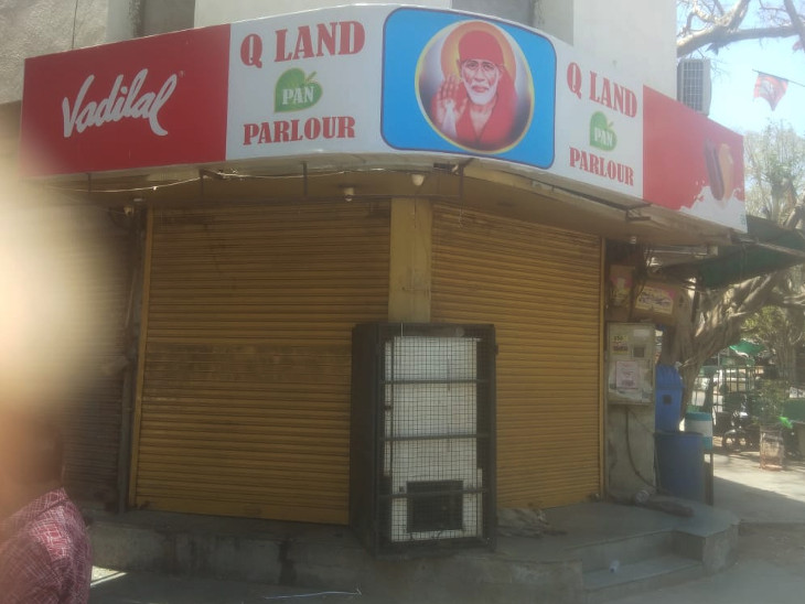 1 lakh 50 thousand cigarettes and tobacco were stolen in pan parlor of ...
