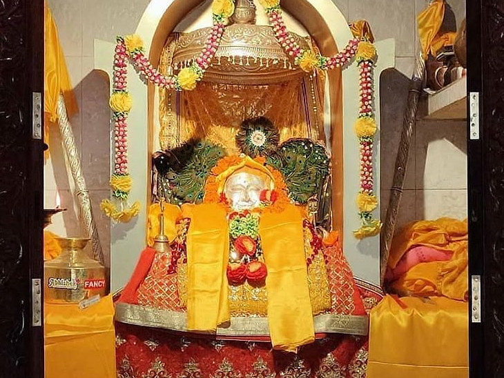The doors of Ghantakarna, the field keeper of Badrinath Dham were ...