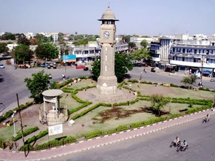 In merging 1 village in Bhavnagar, the boundaries of 13 wards were changed
